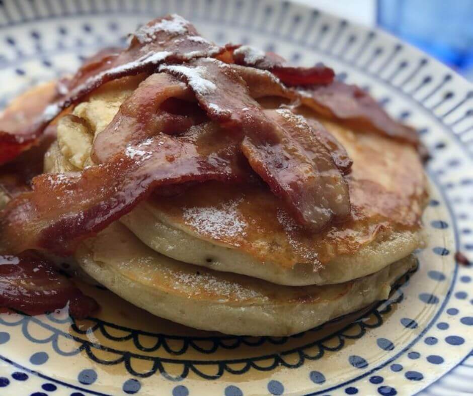 Where is good to eat on Solent Water? - Bluetooth RIB Charter